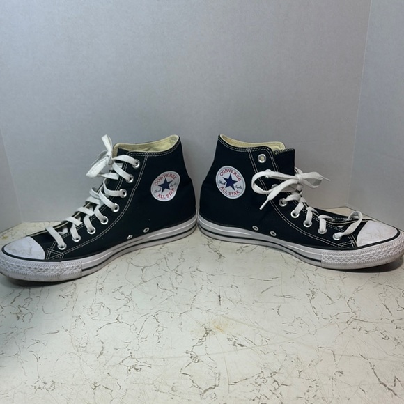 Converse | Shoes | Converse Classic Black Hightops | Poshmark